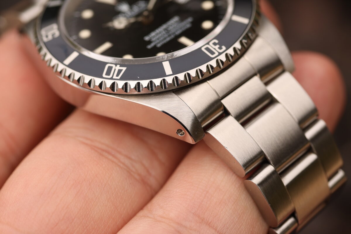 1990 Rolex Submariner Date ref. 16610 With Box & Papers – Lunar Oyster ...
