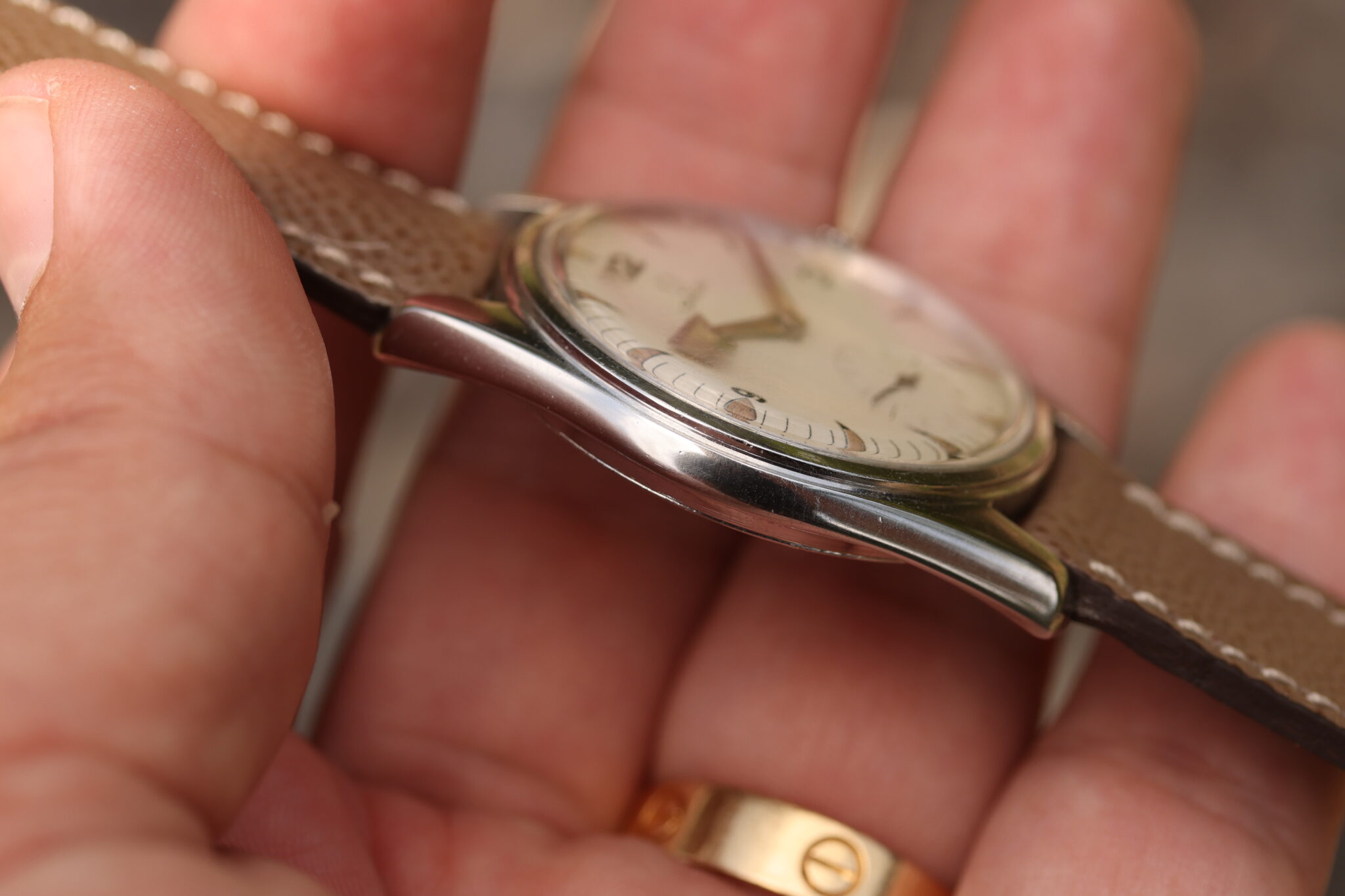 1958 Omega Ranchero Broad Arrow ref. 2990-1 White Dial, Sans-Logo Dial ...