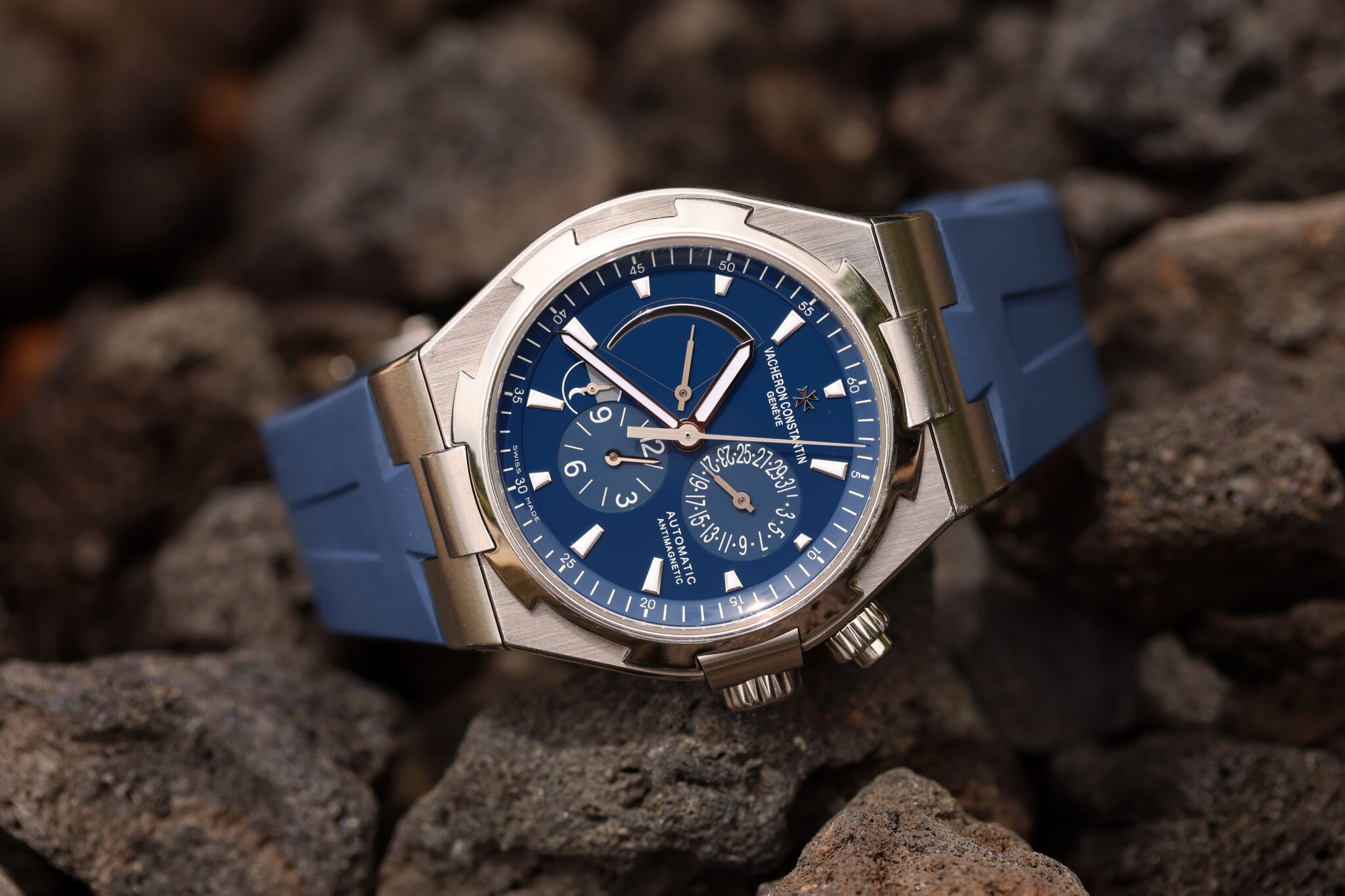 Vacheron Constantin Overseas Dual Time ref. 47450/000A-9039 Blue ...