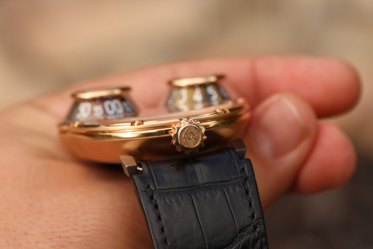 MB&F Horological Machine 3 "HM3 Megawind Frog" in Rose Gold - Lunar ...