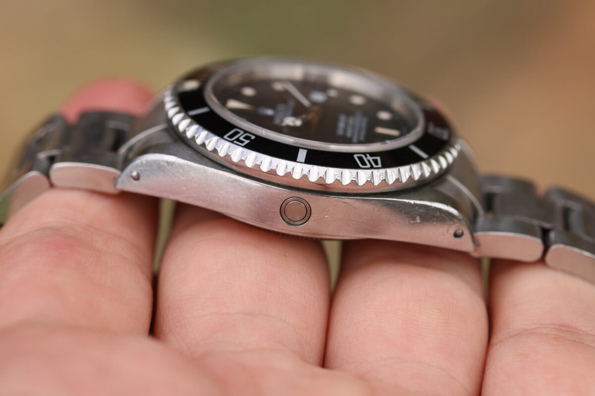 1986 Rolex Sea-Dweller ref. 16660 “Triple Six” - Lunar Oyster - Buying ...